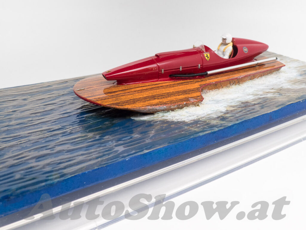 Ferrari 375 engine 4.5 litre V12 powered Race Boat, 1953, Diorama “full ...